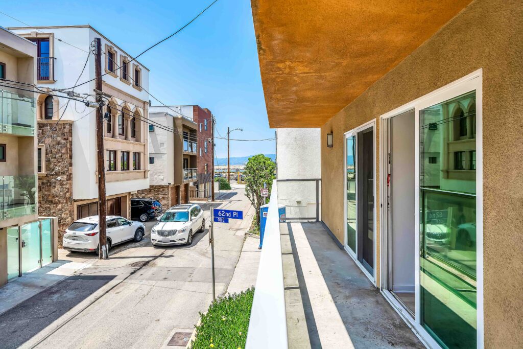 Leases - CORTE WRIGHT