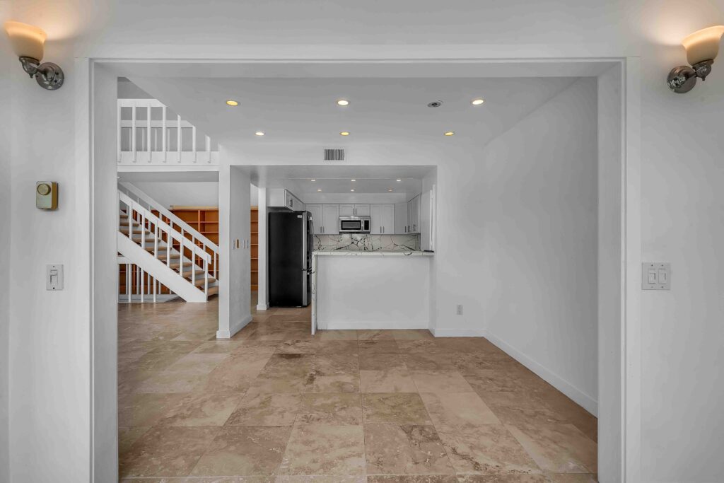 Leases - CORTE WRIGHT