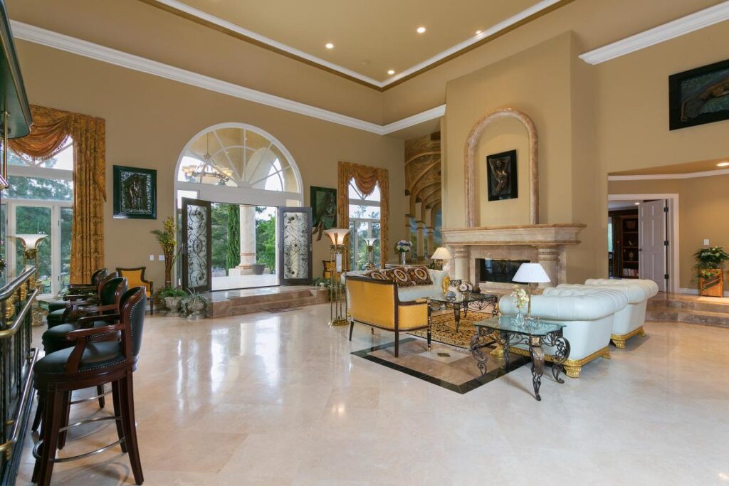 Featured - CORTE WRIGHT