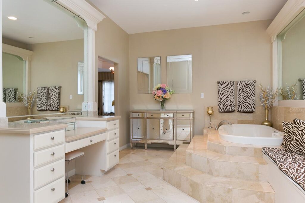 Featured - CORTE WRIGHT