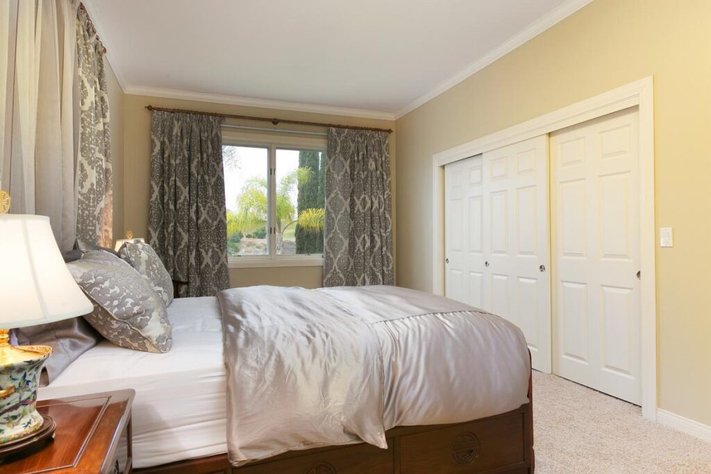 Featured - CORTE WRIGHT